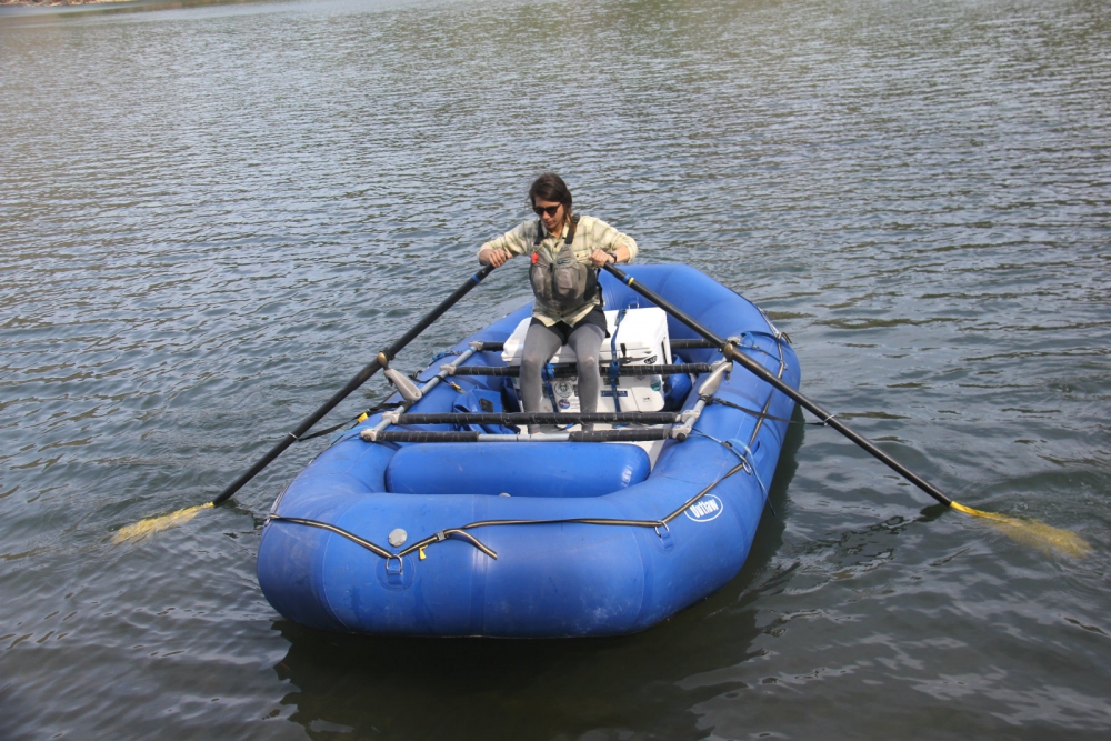 Guide School: Using Your Oars | Duct Tape Diaries | NRS