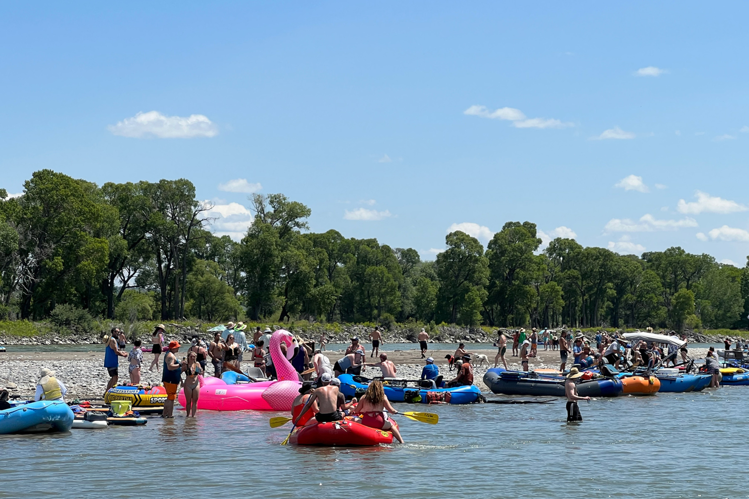The Yellowstone River Boat Float | Duct Tape Diaries | NRS